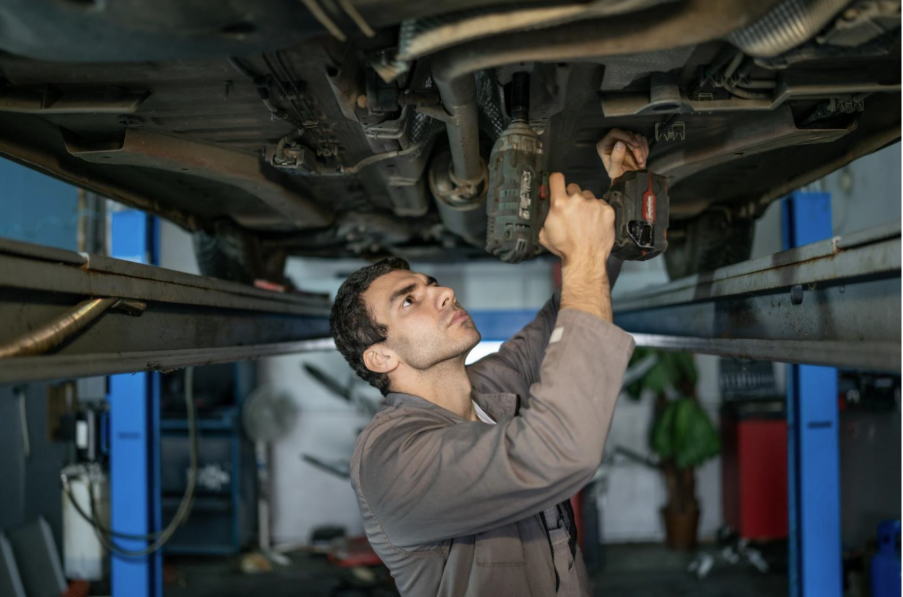 Fleet Maintenance | Expert Vehicle Servicing & Support | Car Leasing